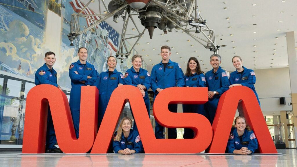NASA Selects Ten New Astronauts from Over 8,000 Applicants - SCRIPT-NEWS