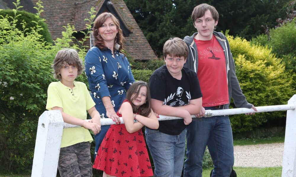 Mothers of Four Report Greater Calmness, Survey Reveals - SCRIPT-NEWS