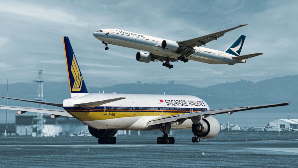 Singapore Airlines and Cathay Pacific: Fleet Comparisons Unveiled ...