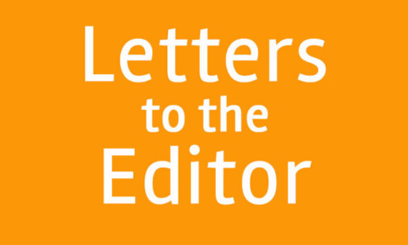 Putin Unveils Christmas Tree in Mariupol, Site of Civilian Deaths ...