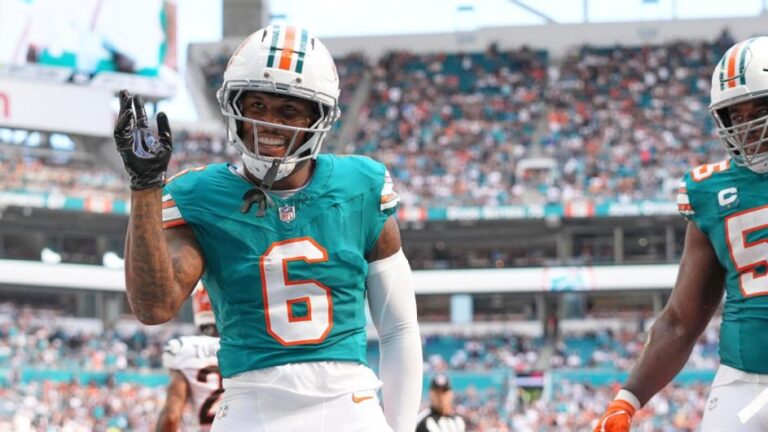 Rookie Quinn Ewers to Remain Dolphins' Starting Quarterback - SCRIPT-NEWS